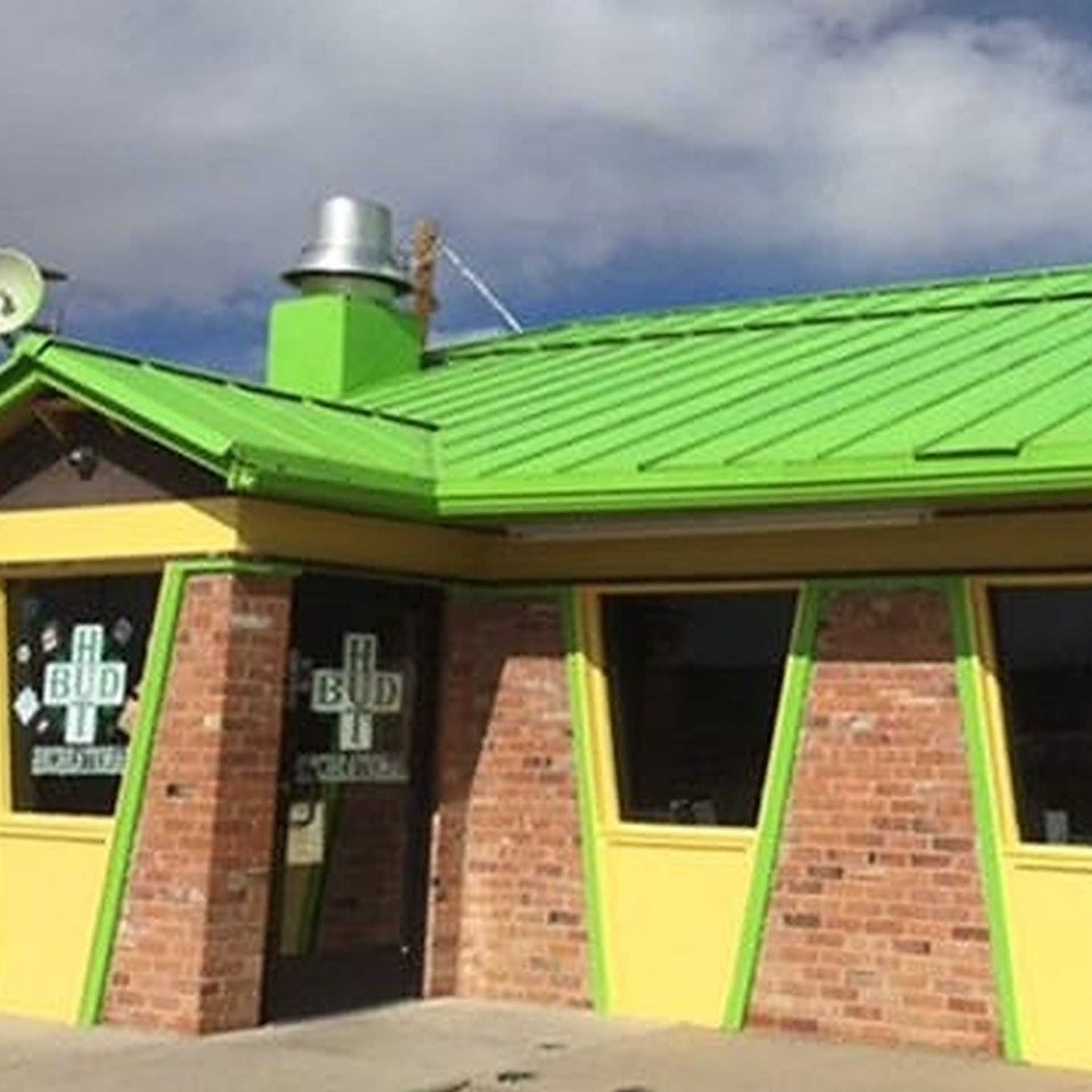 Bud Hut Inc. | Dispensary Menu, Reviews & Photos