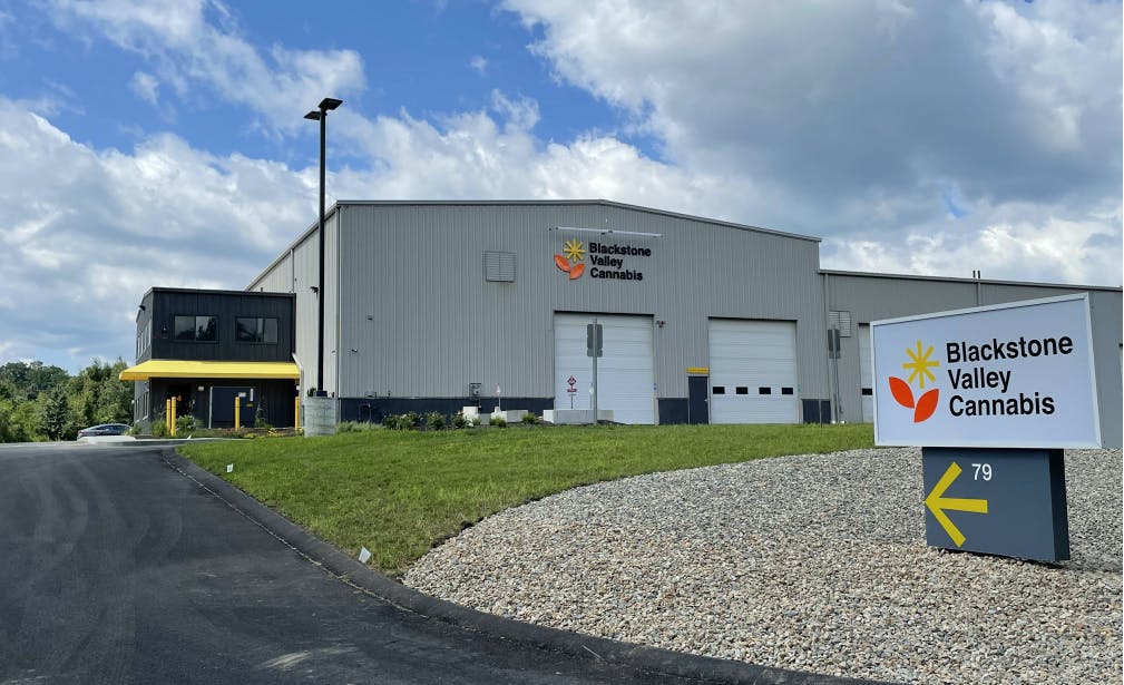 Blackstone Valley Cannabis | Uxbridge, MA Dispensary | Leafly Blackstone Valley Cannabis | Uxbridge, MA Dispensary | Leafly