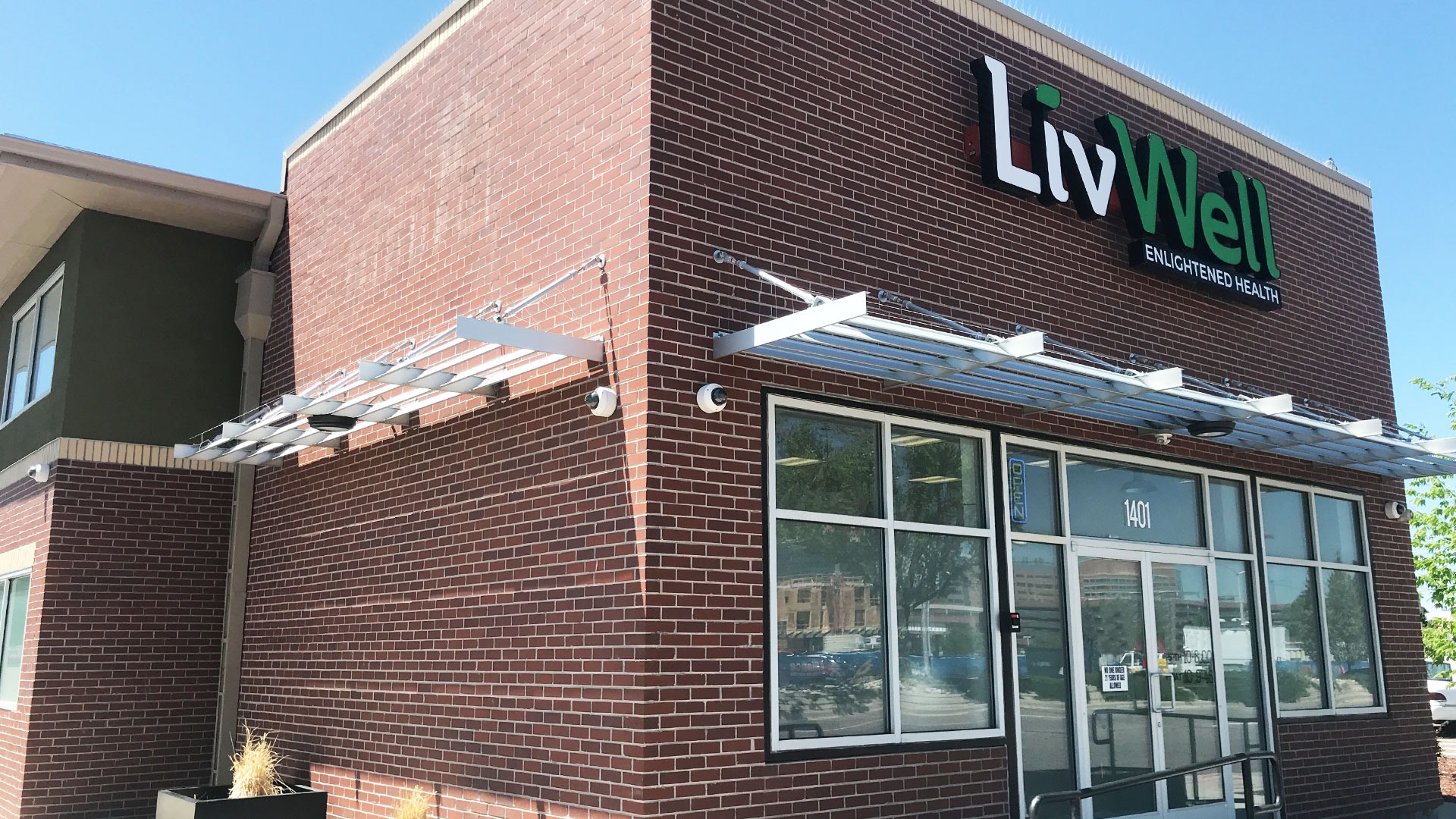 LivWell Enlightened Health - Peoria Deals | Leafly