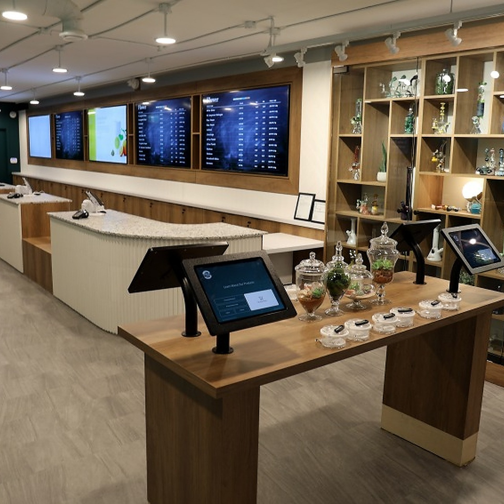 Cheeba Cheebas - Kelowna | Kelowna, BC Dispensary | Leafly